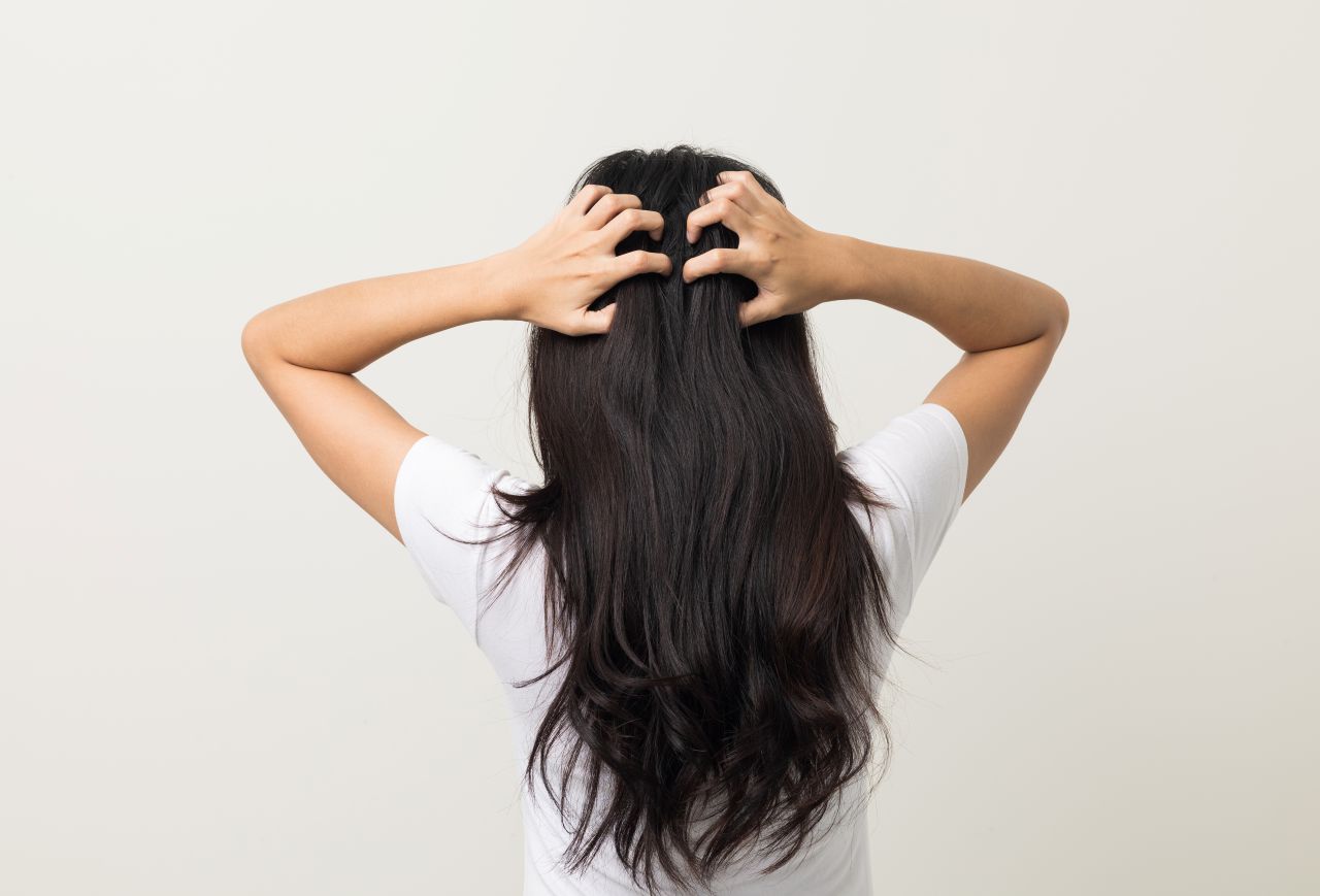Are wigs uncomfortable or itchy? Tips for maximum comfort | Wigs4U
